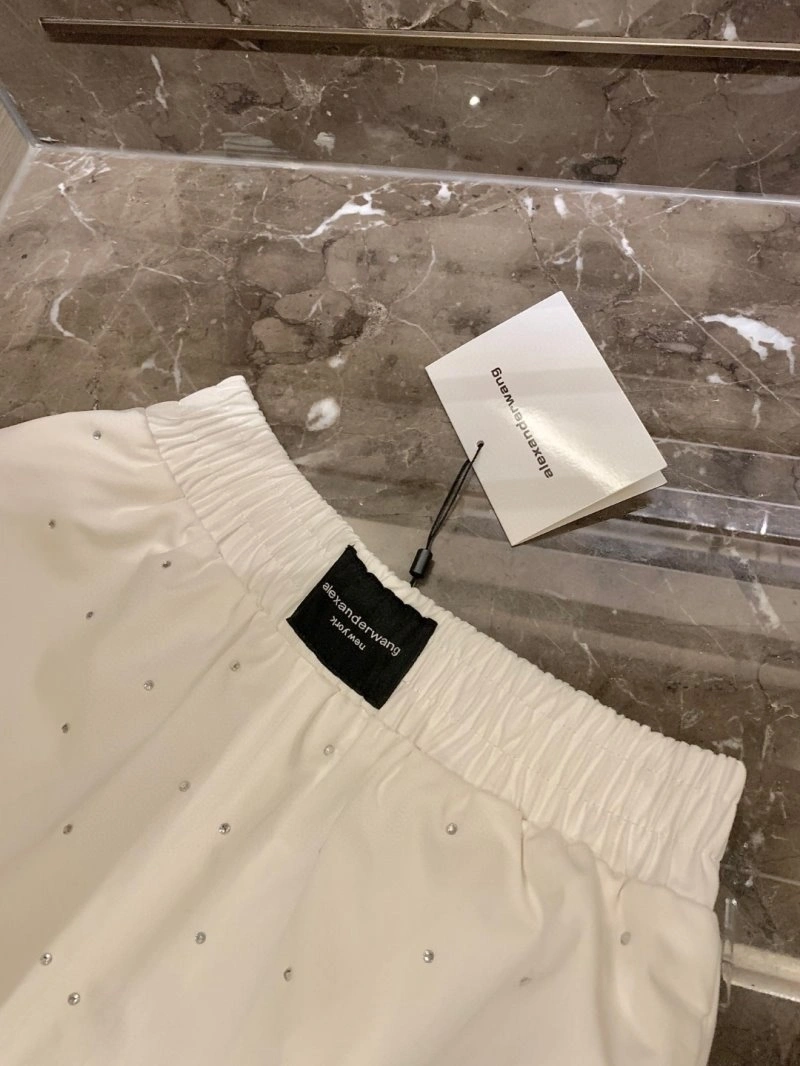 Accurate model Alexander Wang Short Pants