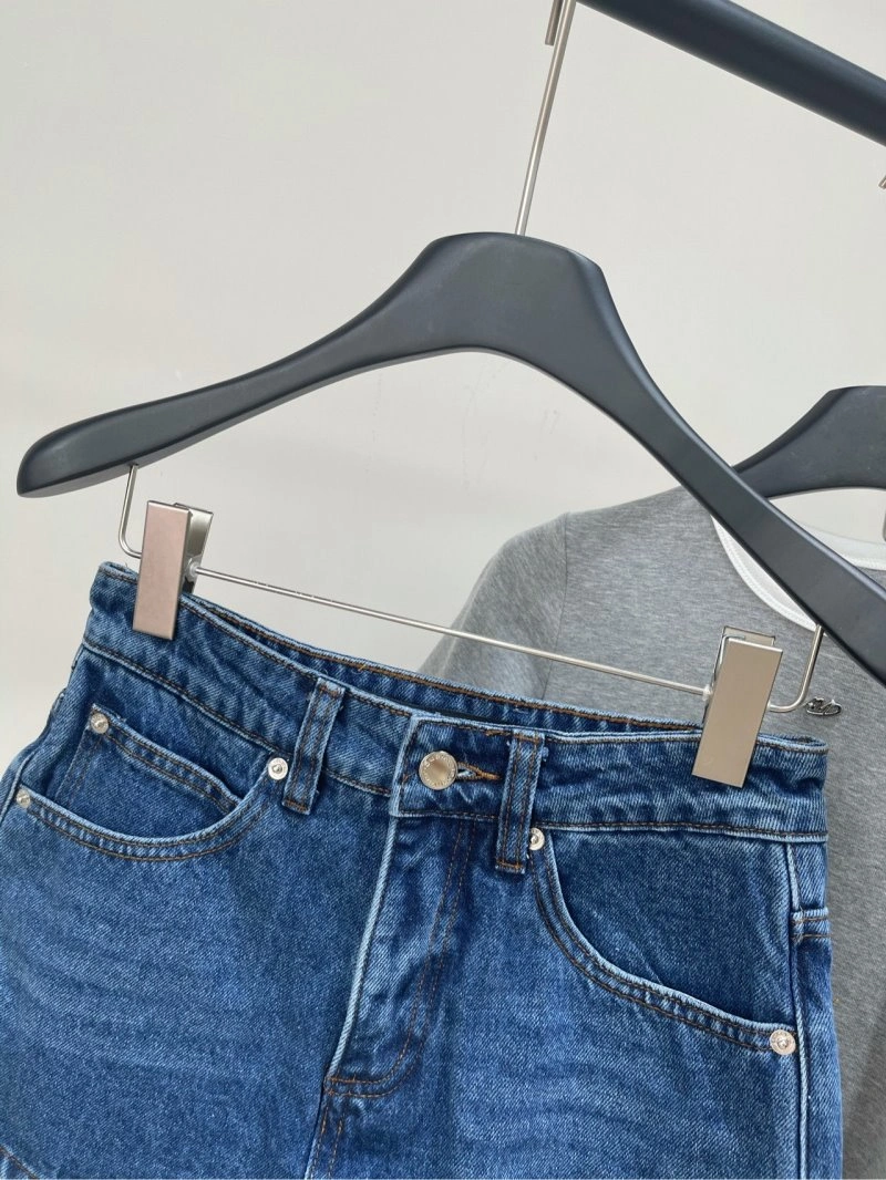 Budget-friendly Alexander Wang Short Pants