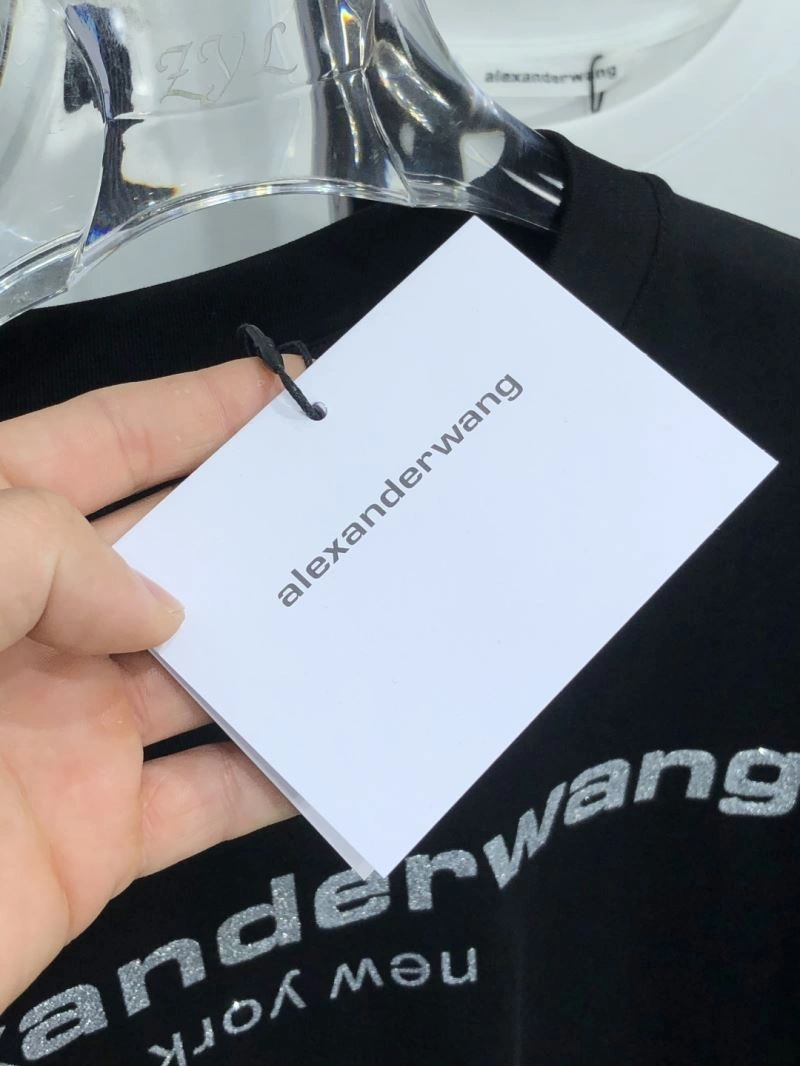 Top match Alexander Wang T-Shirts