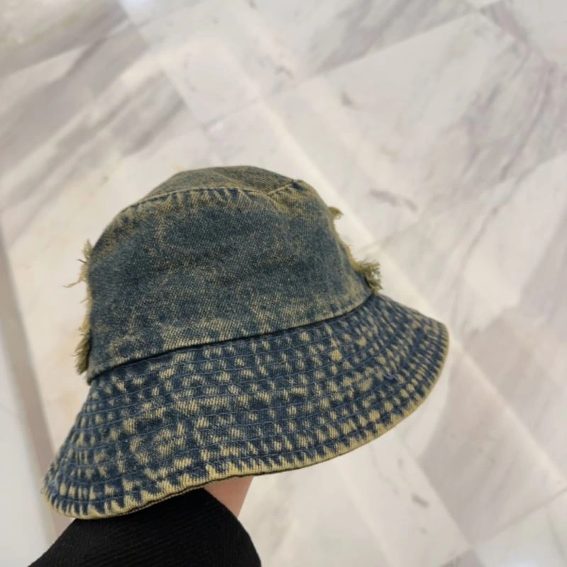 Official Alo Caps