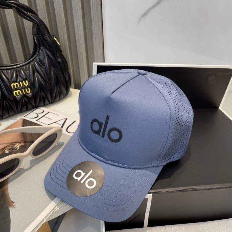Exact replica Alo Caps