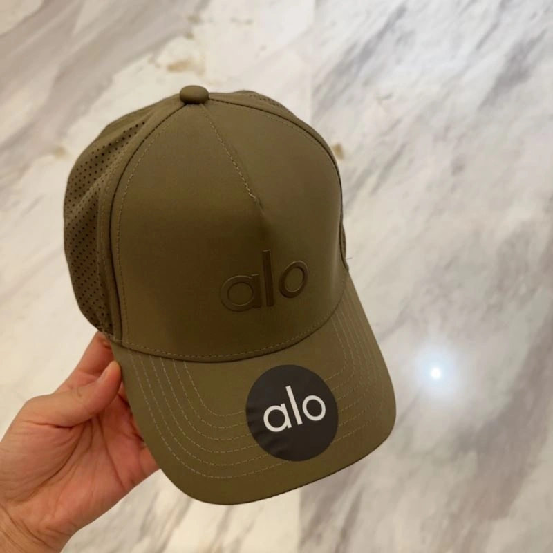 Accurate model Alo Caps