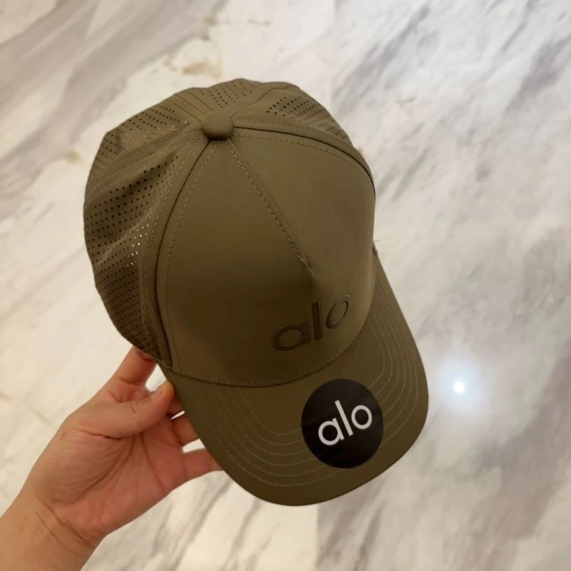 Accurate model Alo Caps
