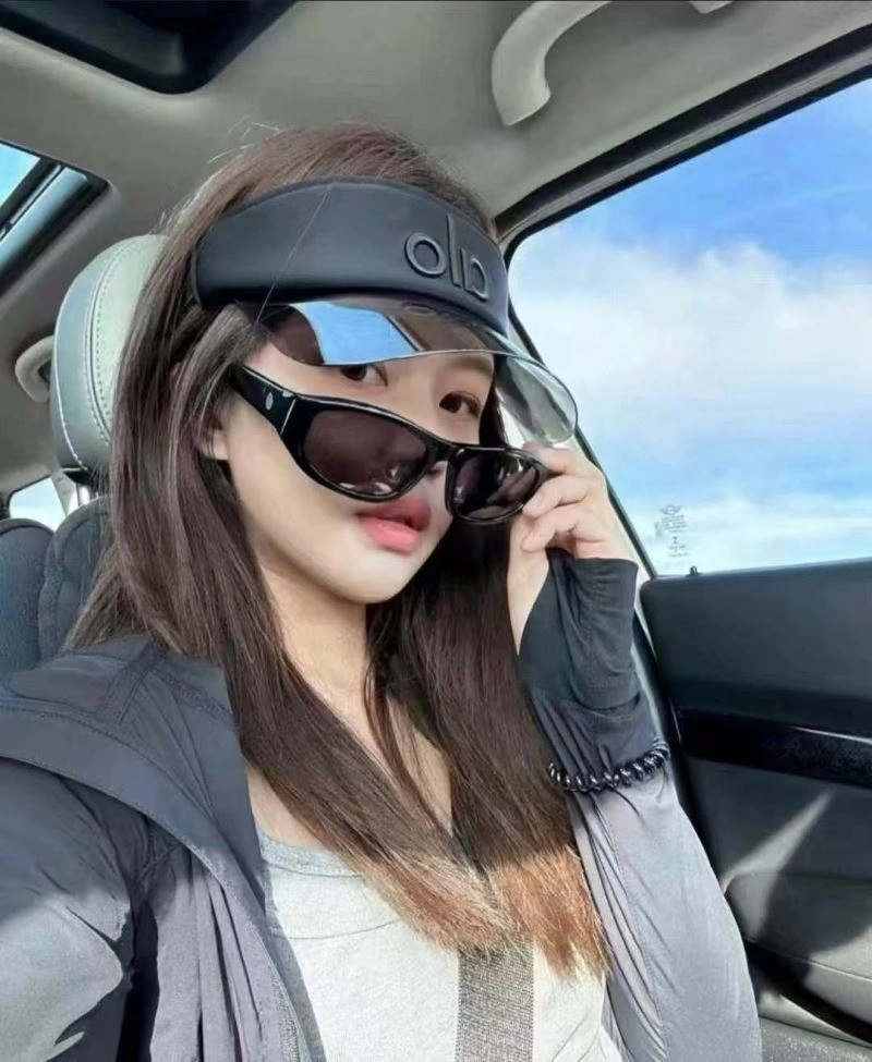 Alo Caps