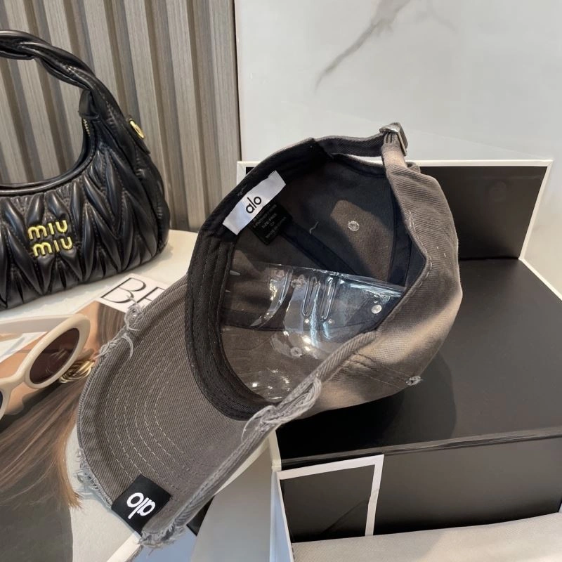 Real Alo Caps