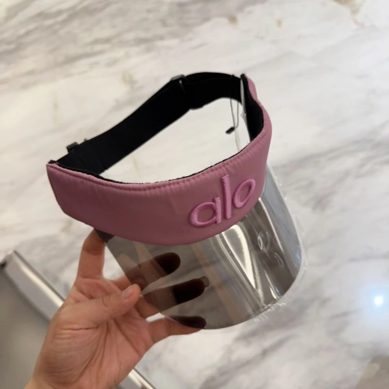 Top match Alo Caps