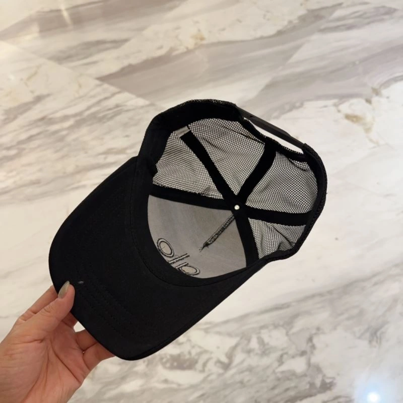 Exact replica Alo Caps