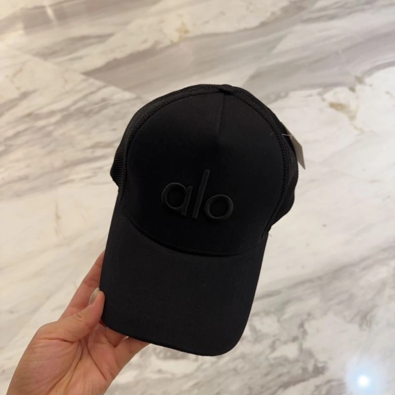 Exact replica Alo Caps