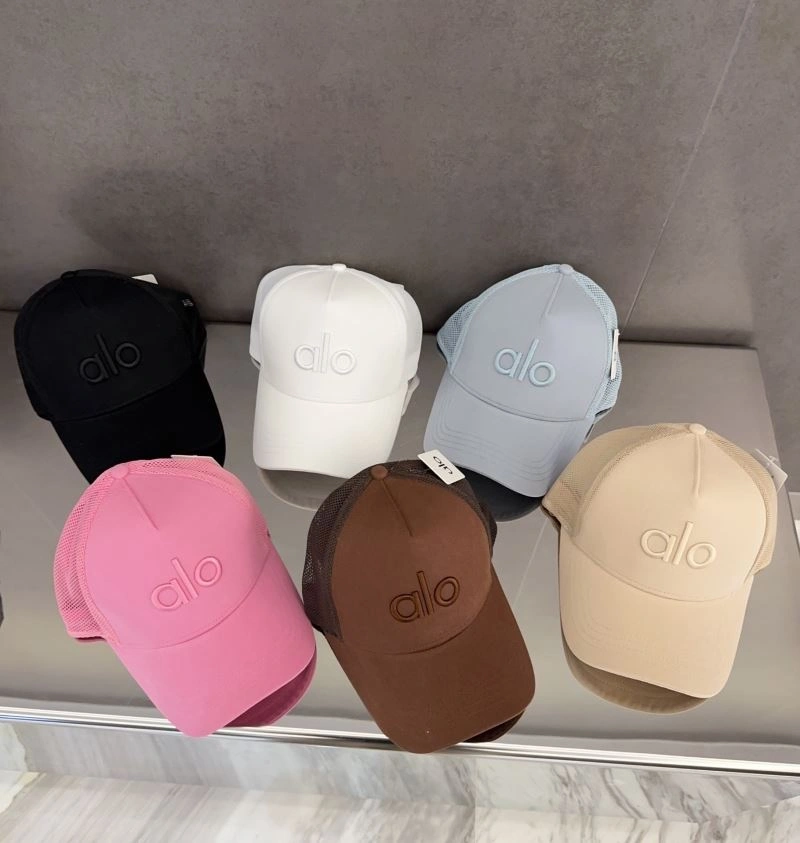 Top match Alo Caps