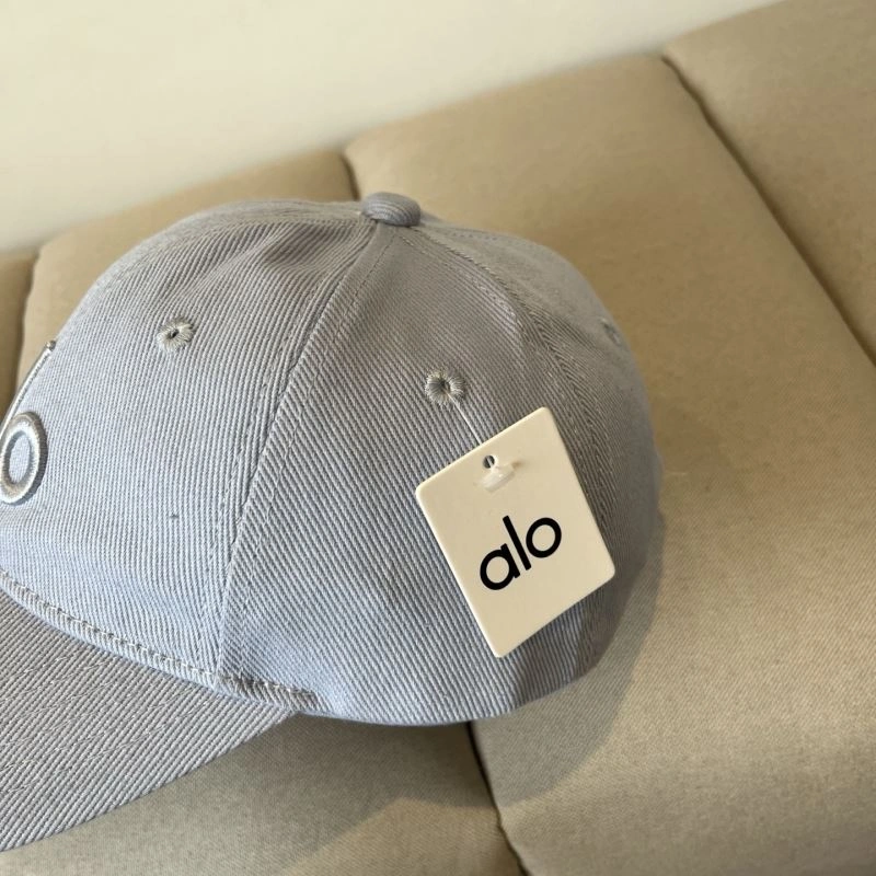 Exact replica Alo Caps