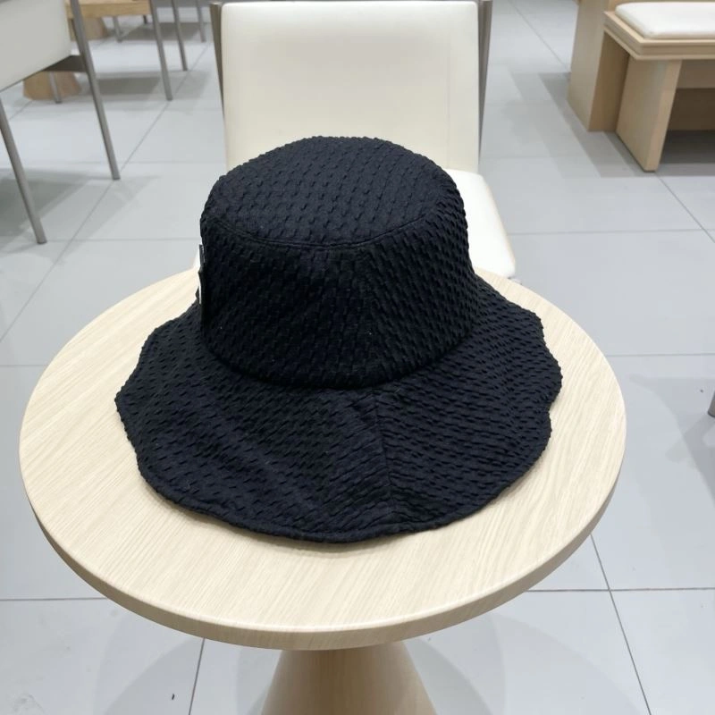 Budget-friendly Alo Caps