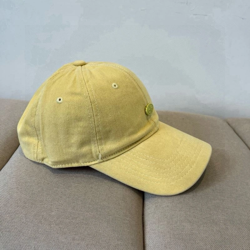 Top match Alo Caps