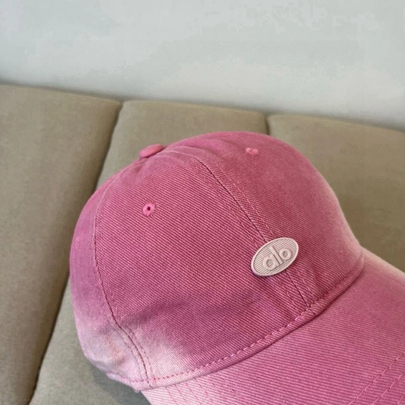 Exact replica Alo Caps