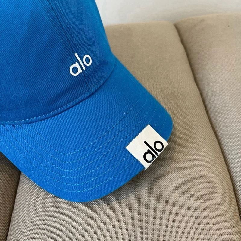 Mirror quality Alo Caps
