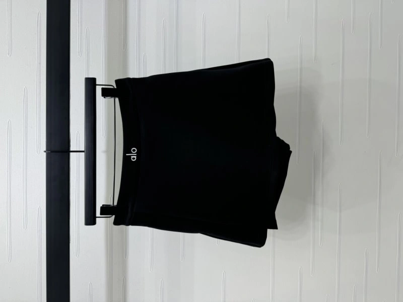 Top mirror Alo Dress Suits