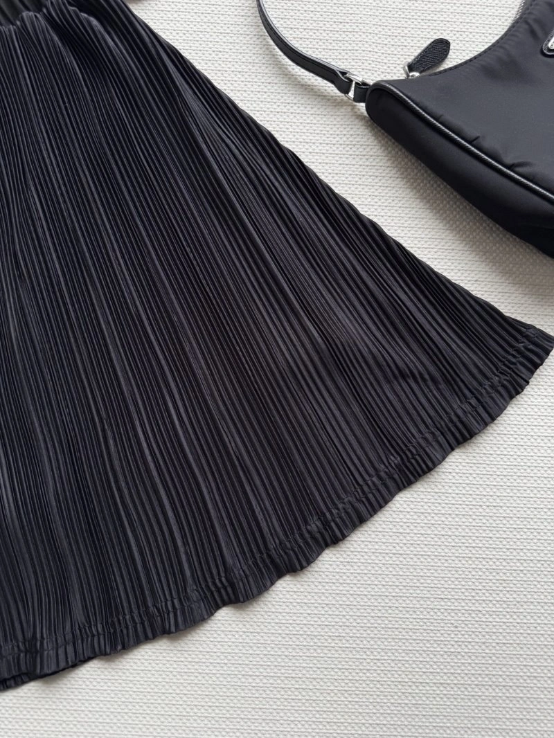 Precise copy Alo Dress Suits
