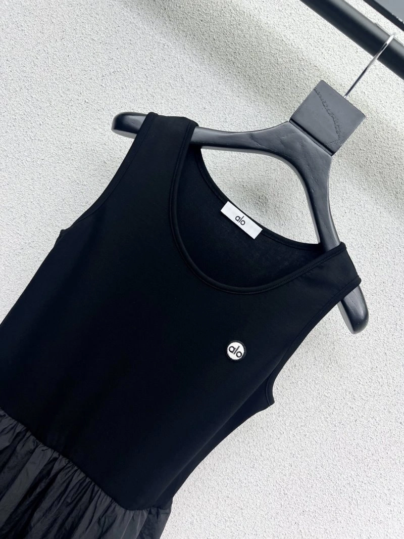Low-cost Alo Dress