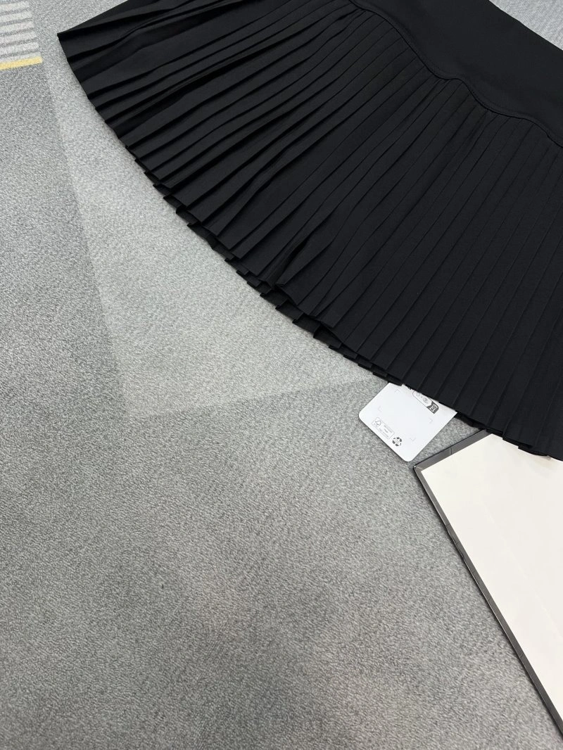 Brand-authenticated Alo Dress