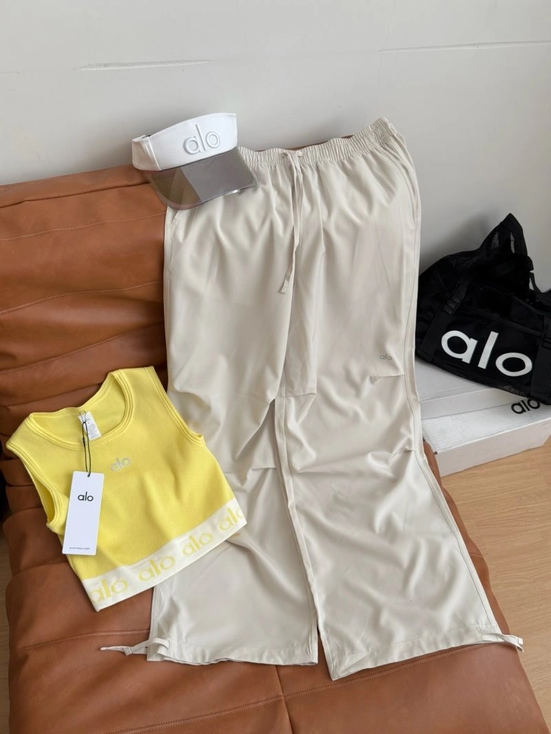 Official Alo Long Pants