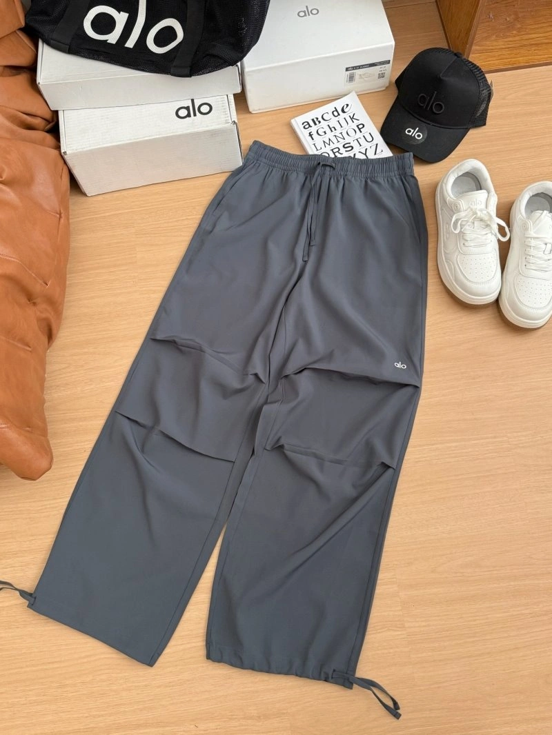 Official Alo Long Pants