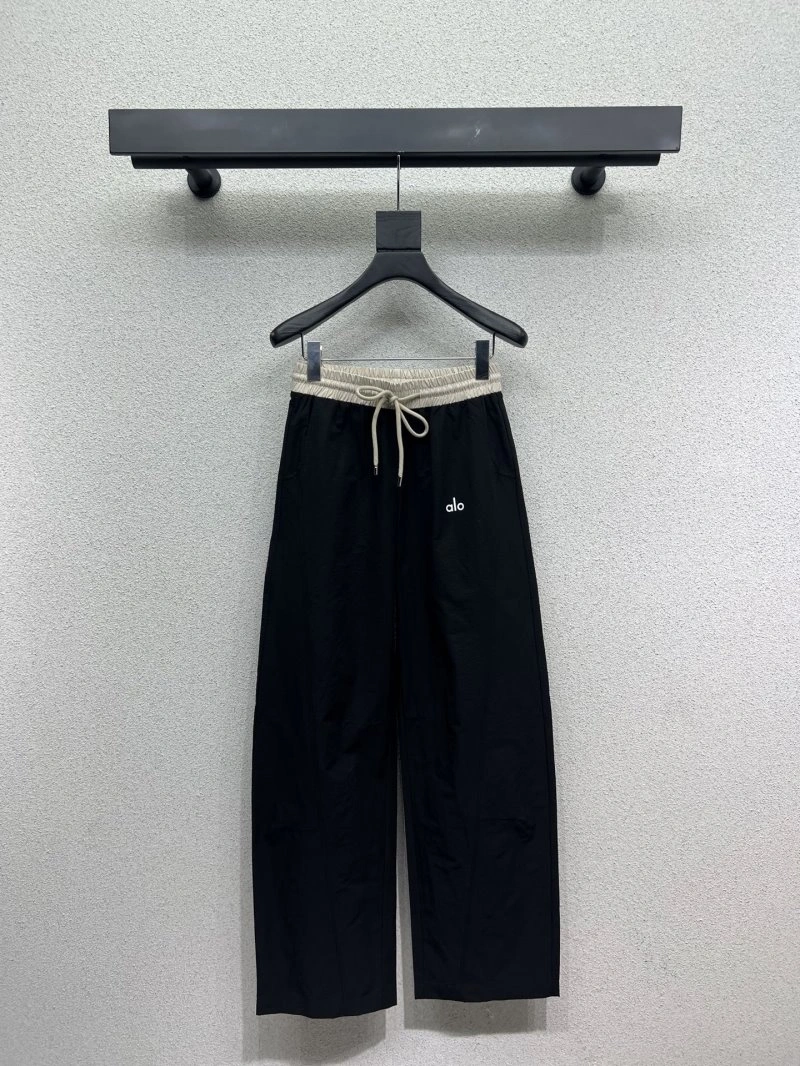 Official Alo Long Pants
