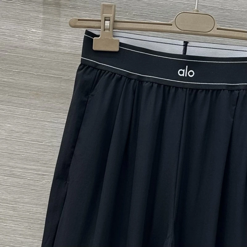Exact replica Alo Long Pants