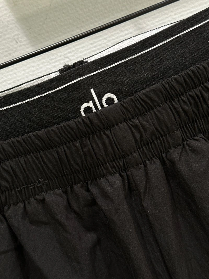 Official Alo Long Pants