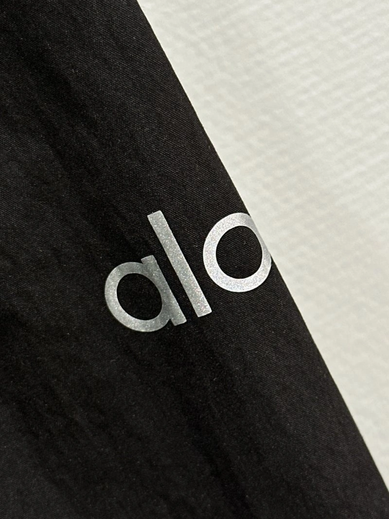 Official Alo Long Pants