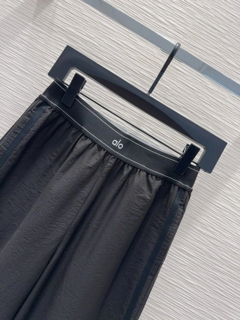 Original Alo Long Pants