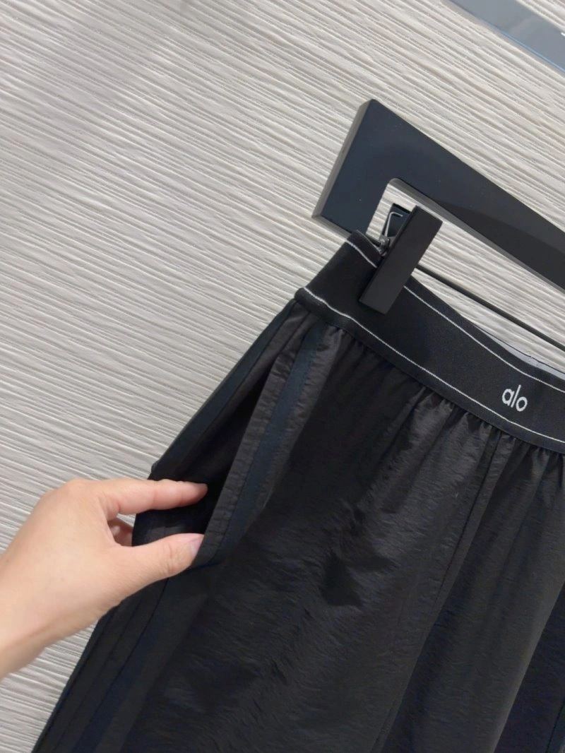 Original Alo Long Pants
