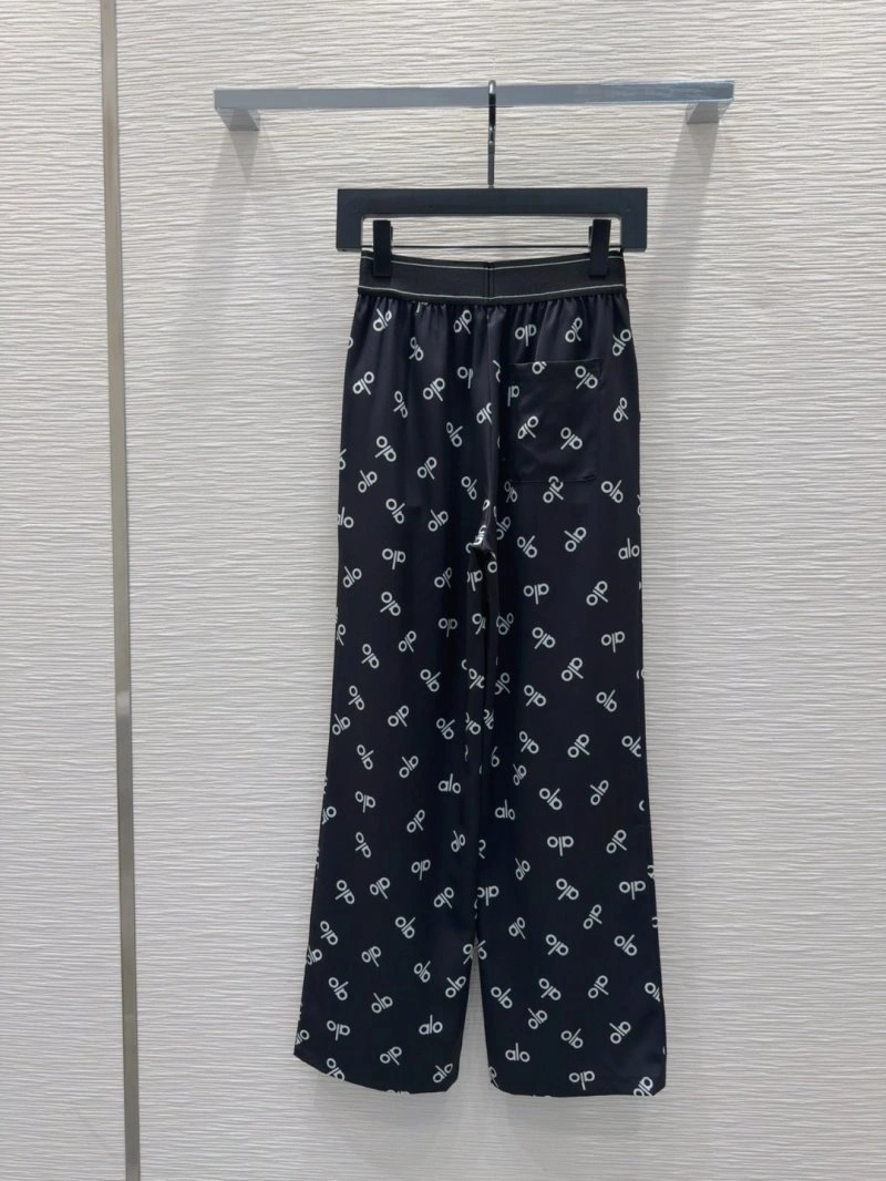 Original Alo Long Pants