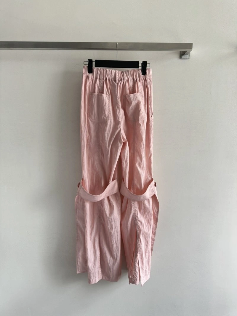 Accurate model Alo Long Pants