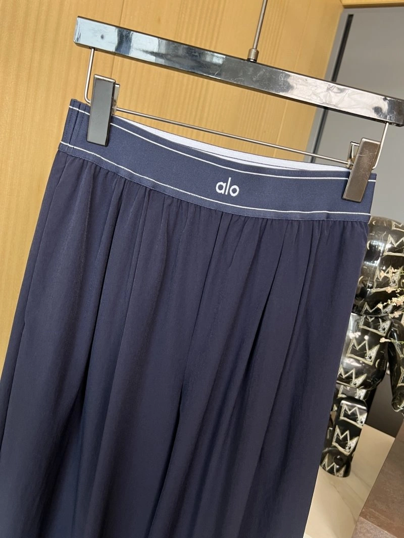 Official Alo Long Pants