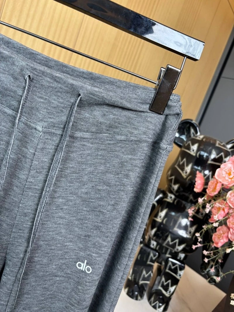 Exact replica Alo Long Pants