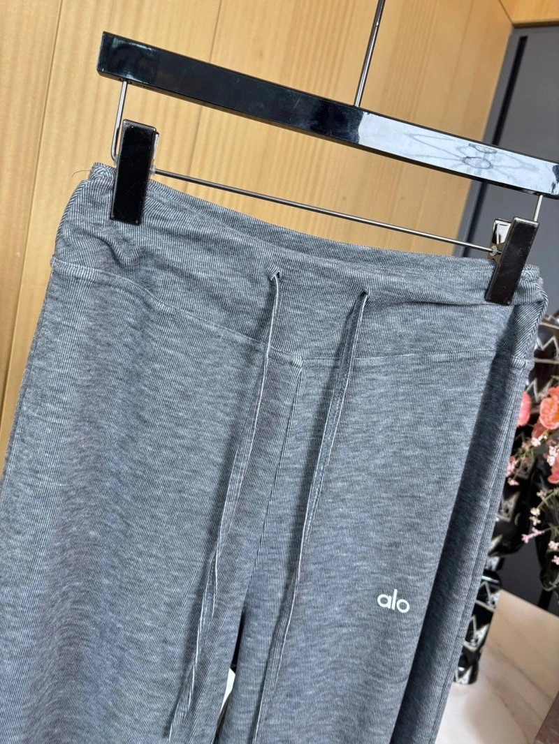 Exact replica Alo Long Pants