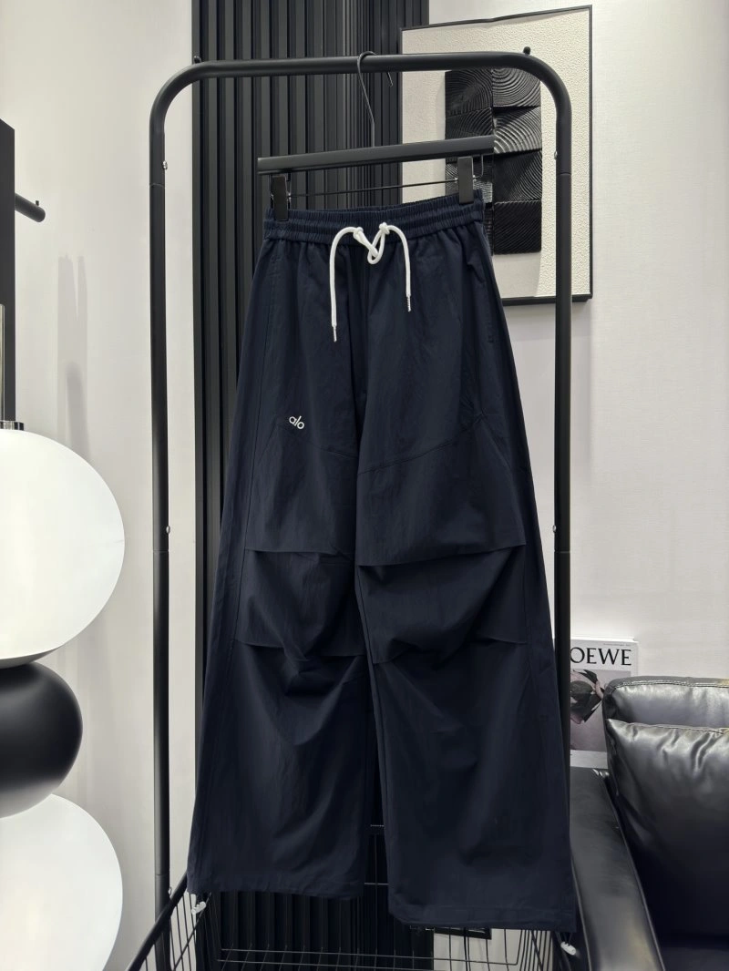 Brand-authenticated Alo Long Pants