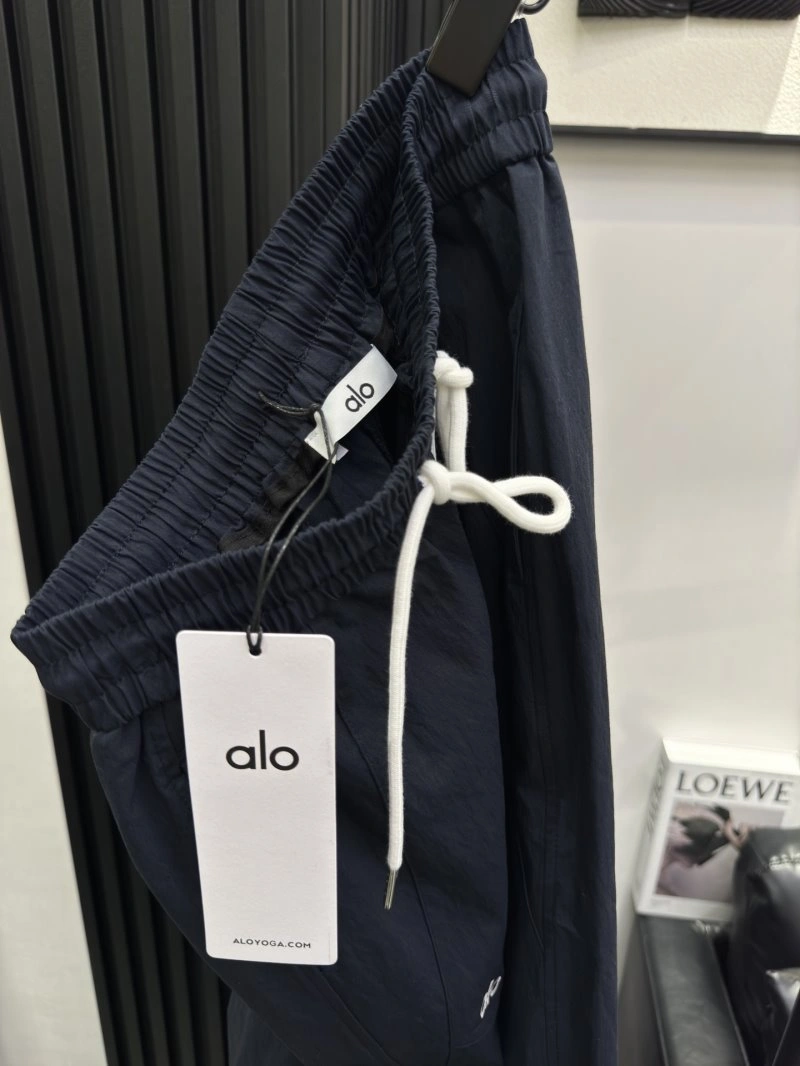 Brand-authenticated Alo Long Pants