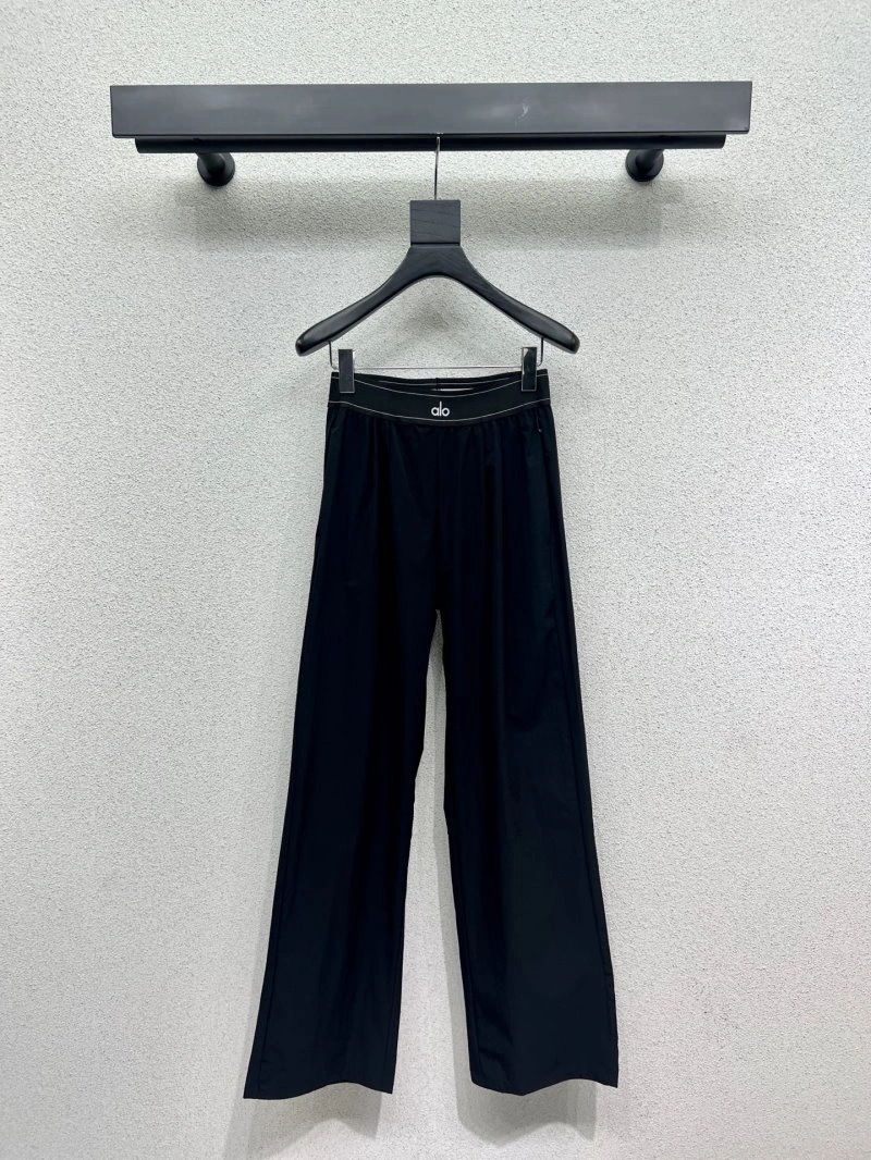 Official Alo Long Pants