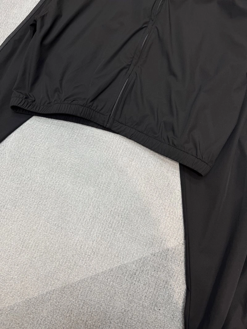 Bargain Alo Long Suits