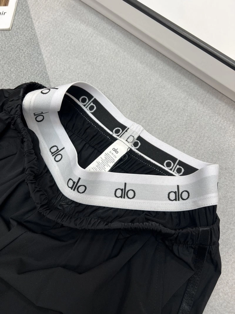 Bargain Alo Long Suits