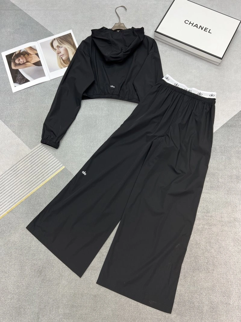 Bargain Alo Long Suits