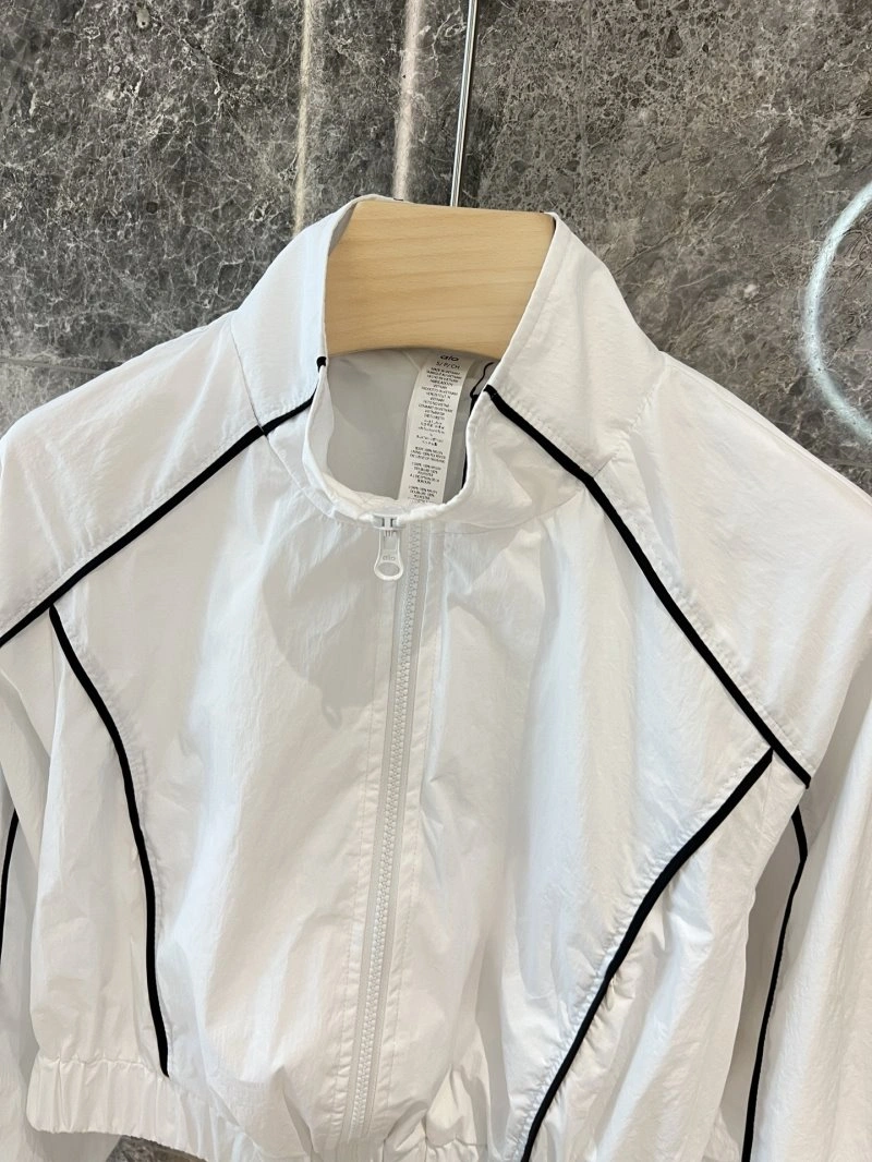 Precise copy Alo Outwear