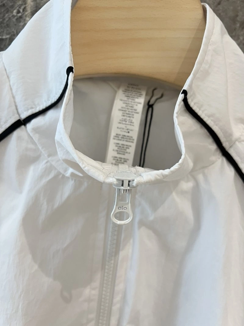 Precise copy Alo Outwear