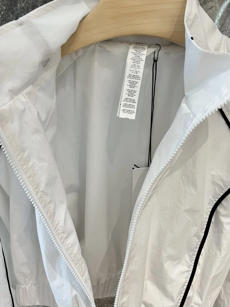 Precise copy Alo Outwear