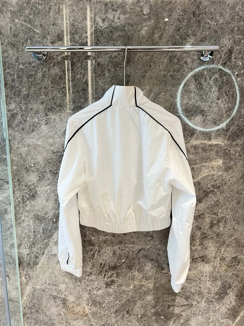 Precise copy Alo Outwear