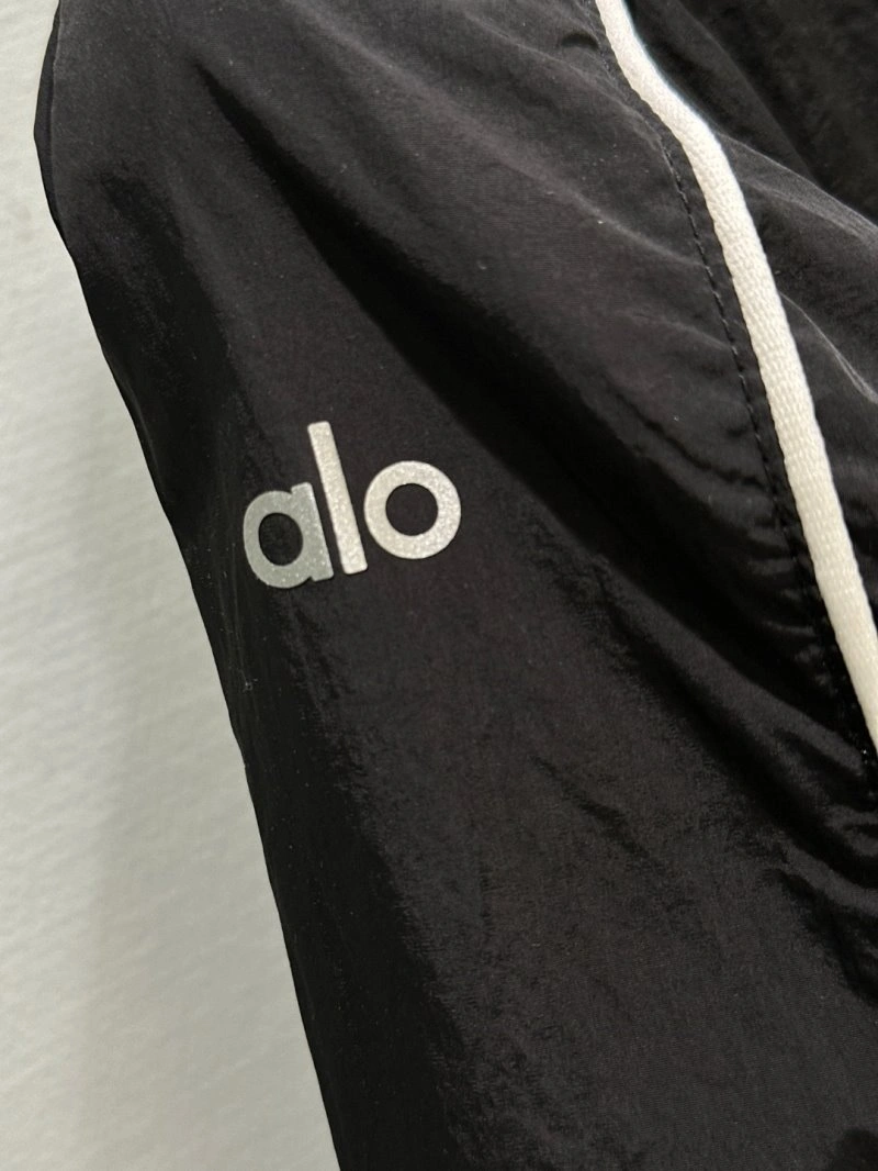 Cut-rate Alo Outwear