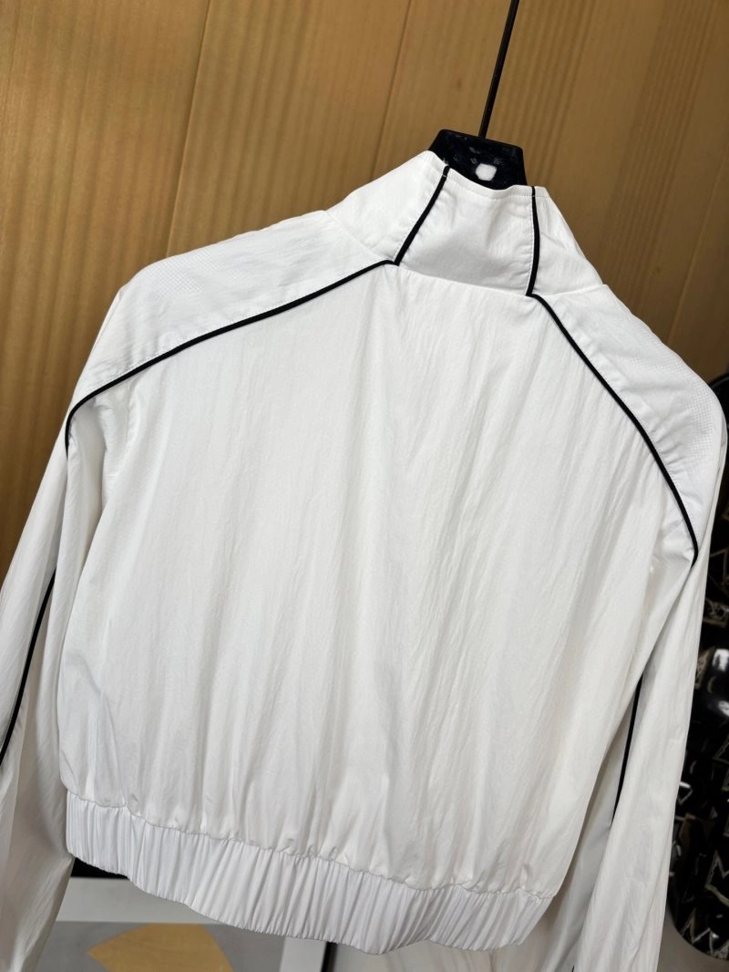 Budget-friendly Alo Outwear