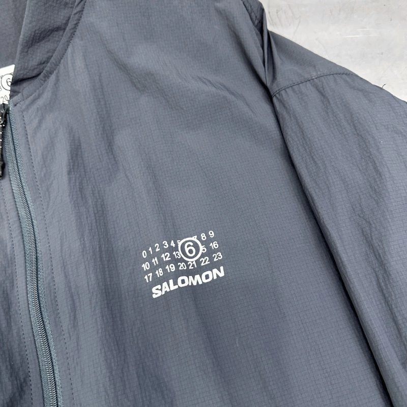 Accurate model Alo Outwear