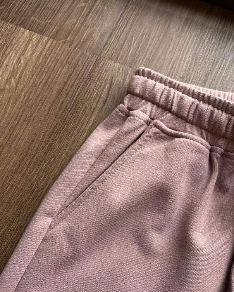 Brand-authenticated Alo Short Pants