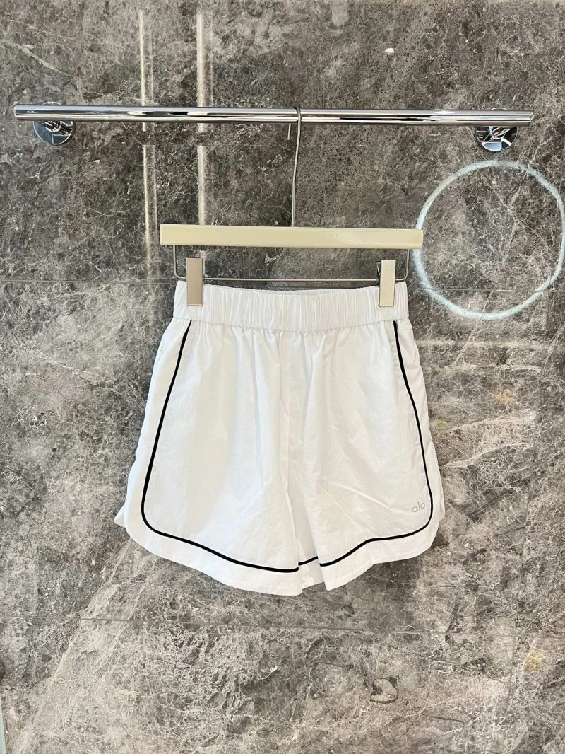 Alo Short Pants